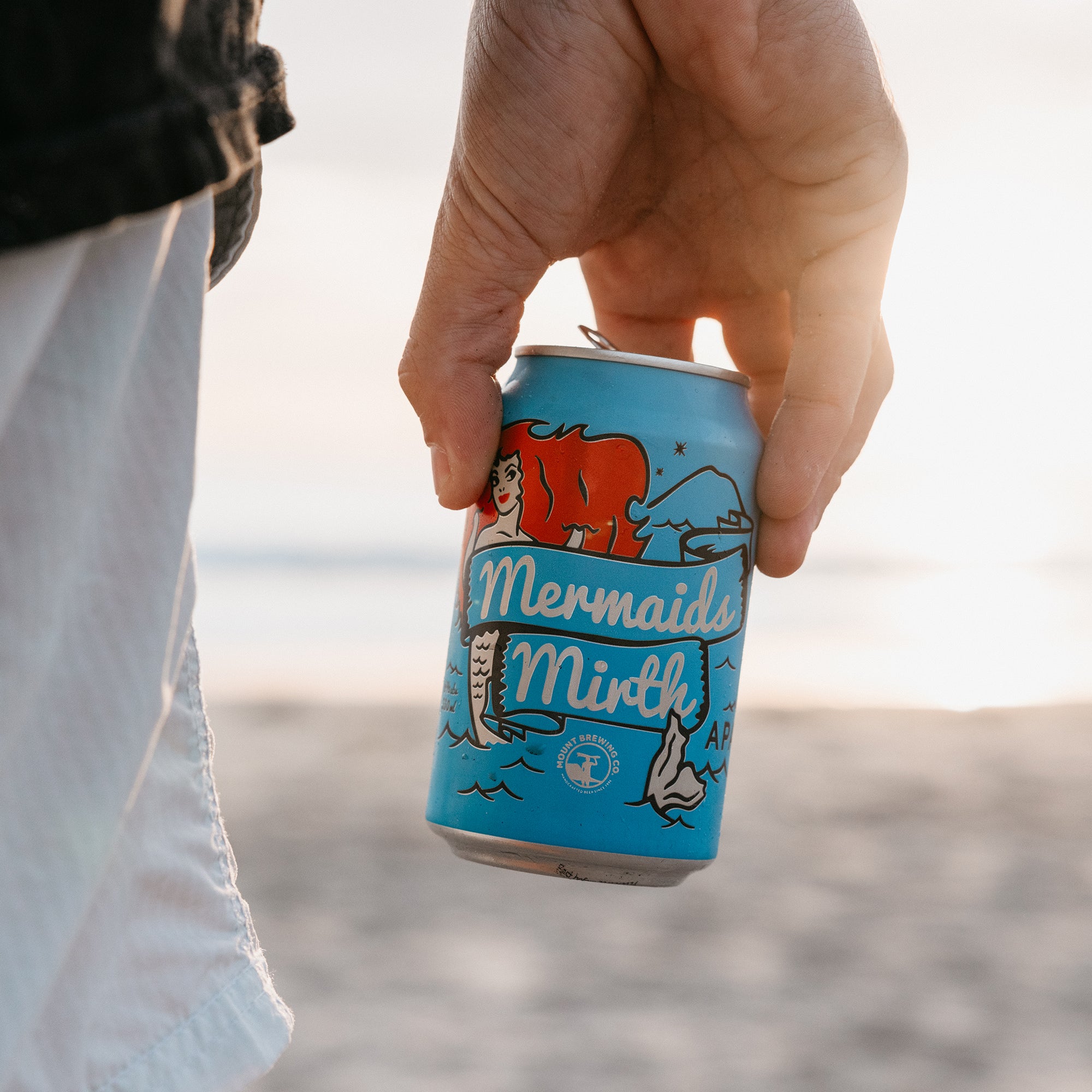 Mermaids Mirth APA – Mount Brewing Co